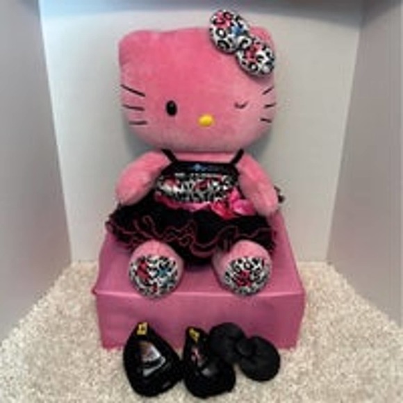 Hello Kitty | Toys | Buildabear Workshop Hello Kitty Winking Leopard ...